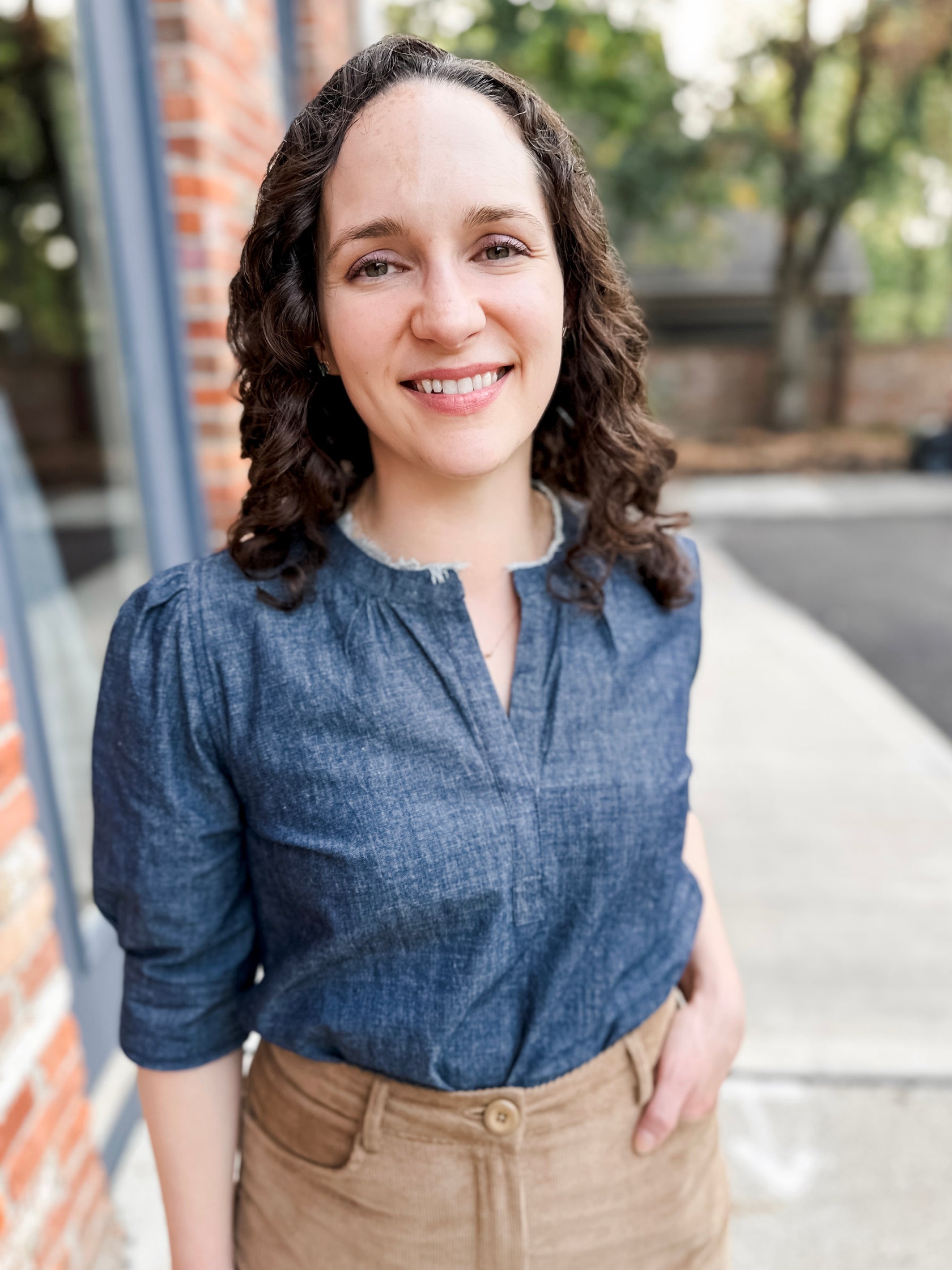 Elbow sleeve with frayed collar – Evolverie Clothing